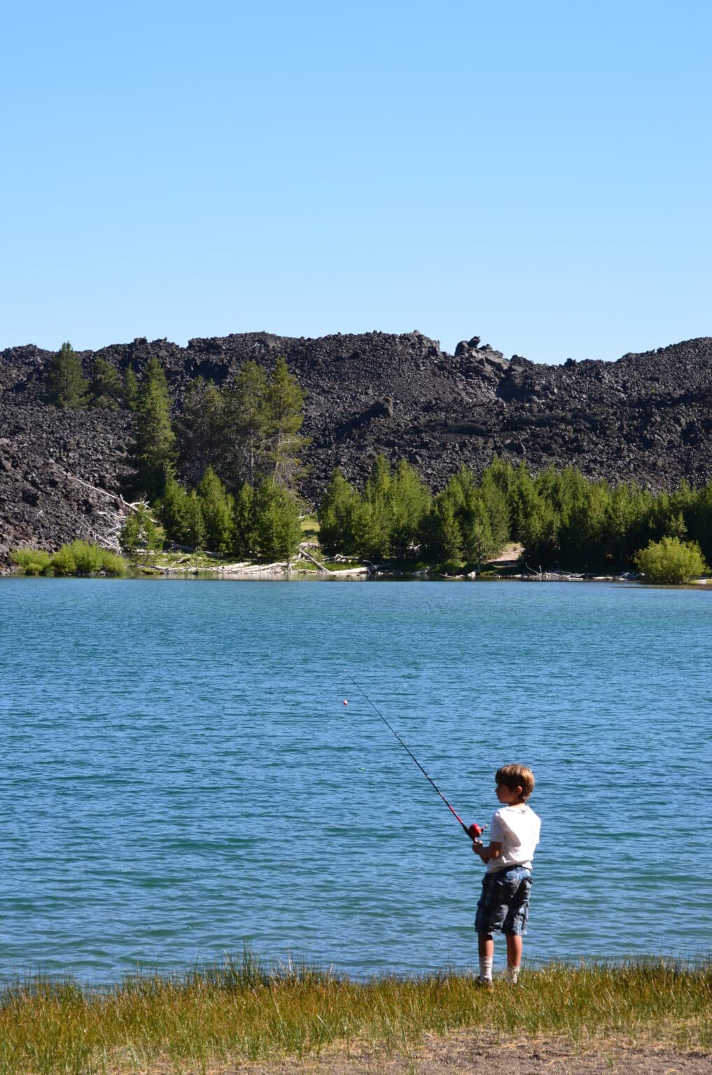 6 Favorite Lakes in Lassen Volcanic Park | St. Bernard Lodge